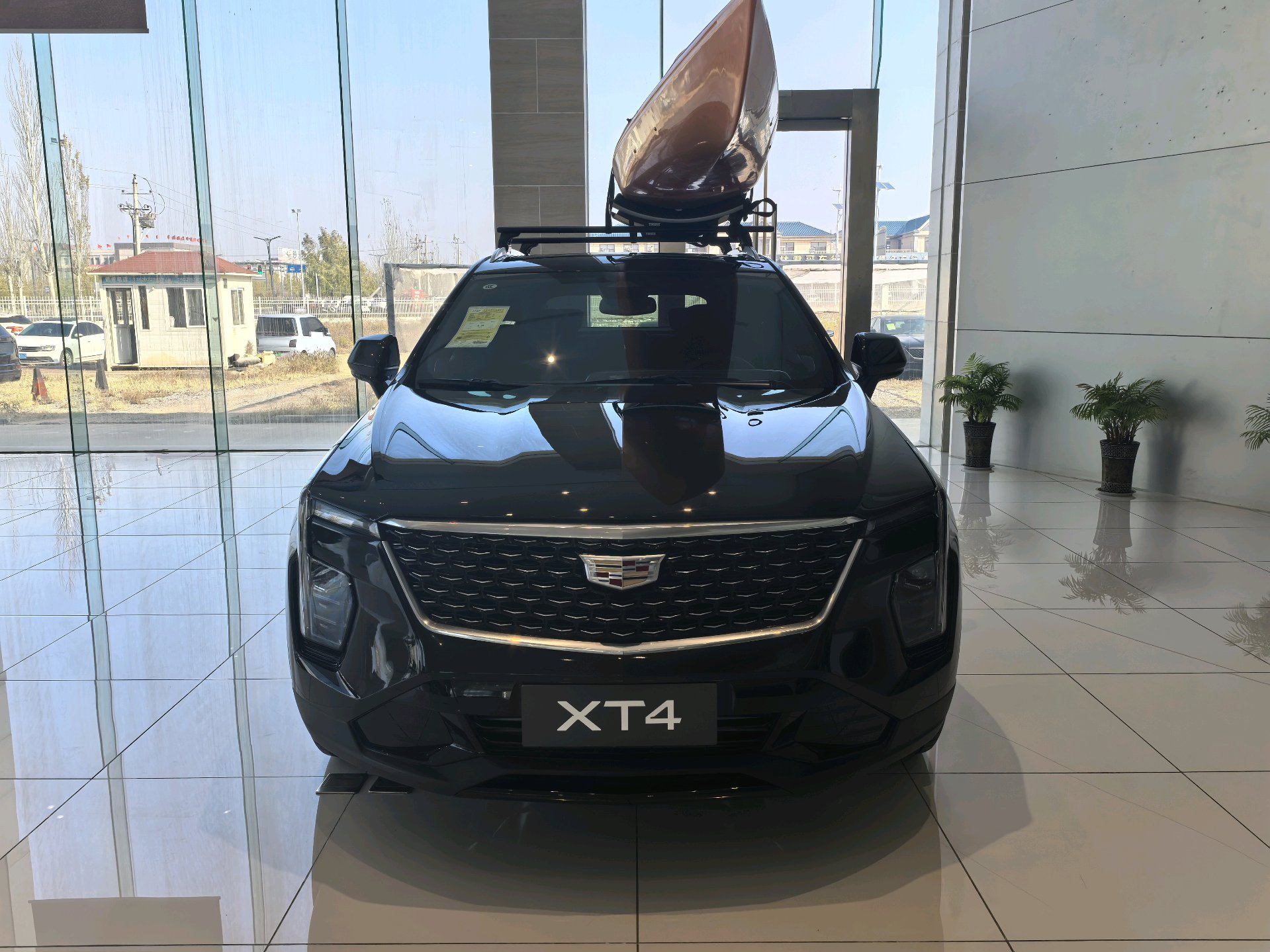 凯迪拉克XT4车型页